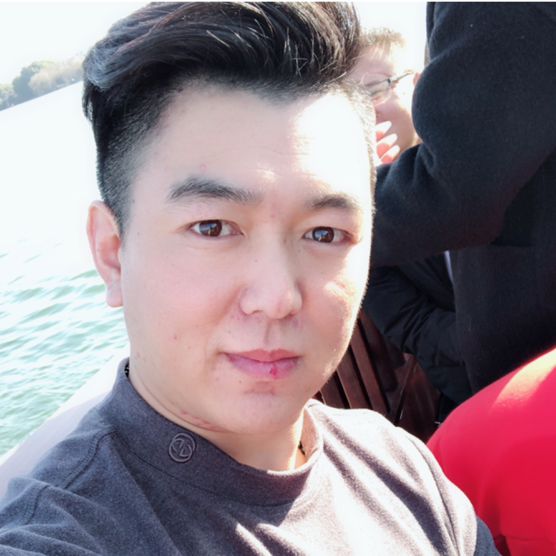 大叔真人照片 大叔图片头像真人照片 伤感说说吧